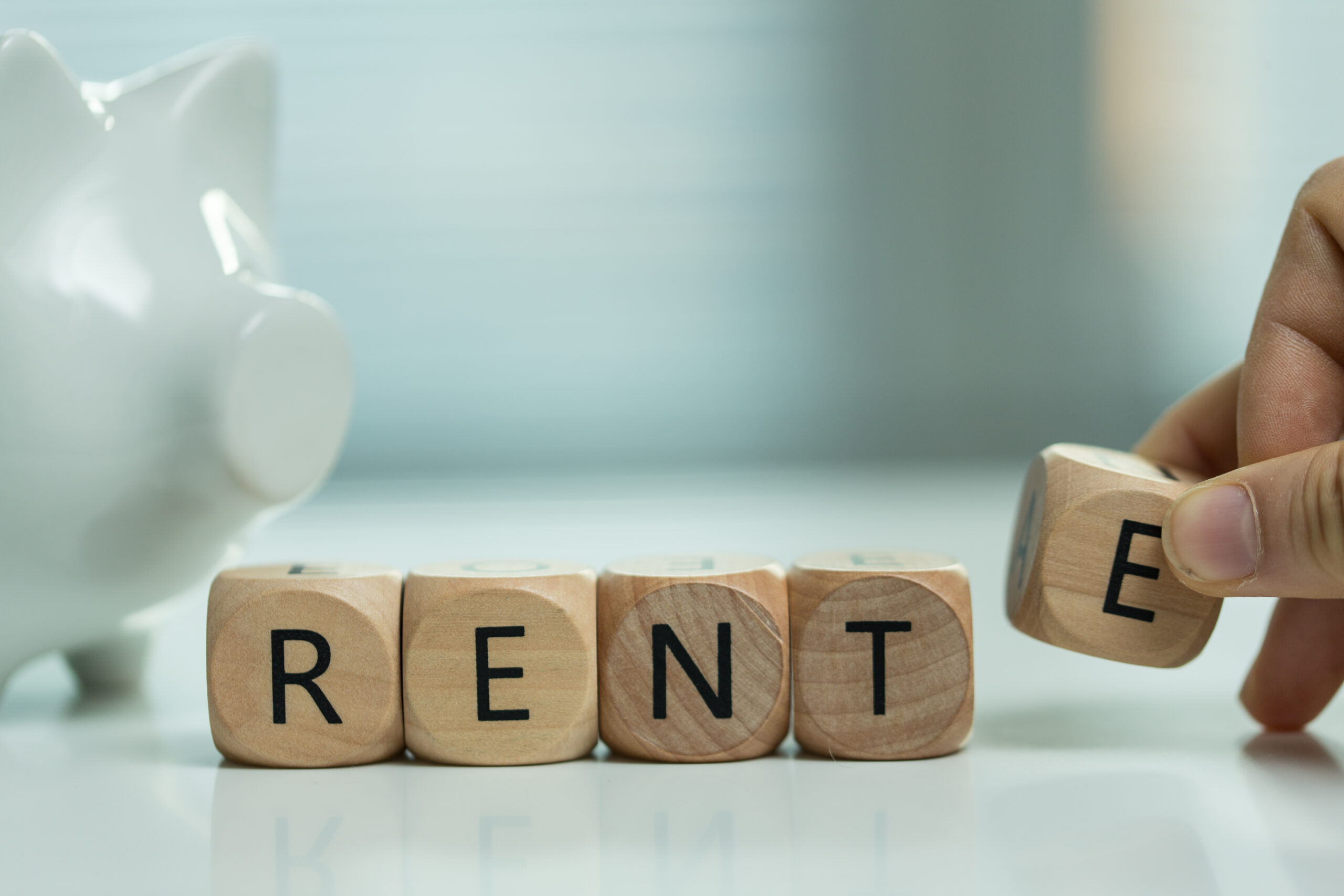 Le Conseil fédéral revoit les rentes des veufs et veuves, l'USS ...